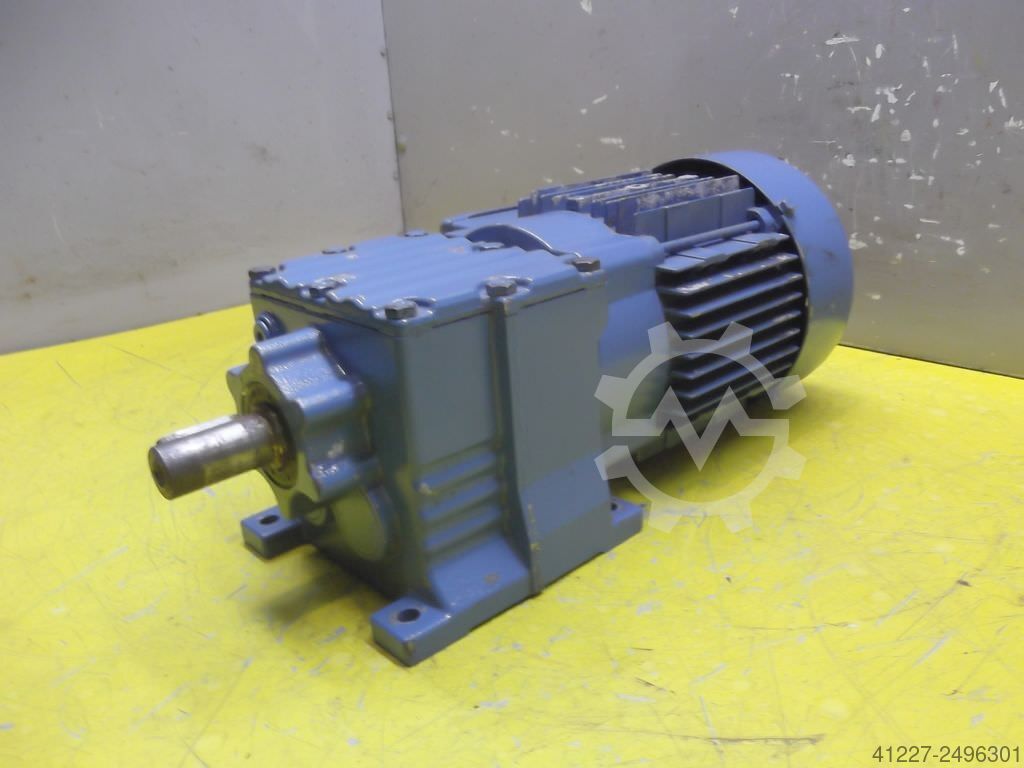 used Geared motor 0.37 kW 87/106 rpm SEW-EURODRIVE R17DT71D4 for sale