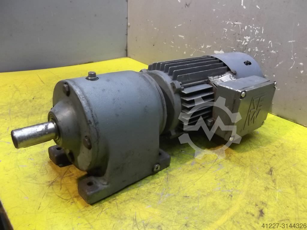 used Gear motor 0.55 kW 125 rpm SEW-EURODRIVE R40DT80K4BH for sale ...