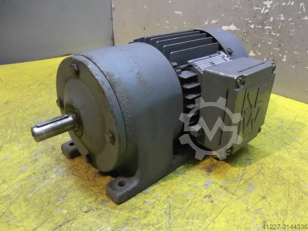 used Gear motor 0.25 kW 108 rpm SEW-EURODRIVE R30DT71C4 for sale