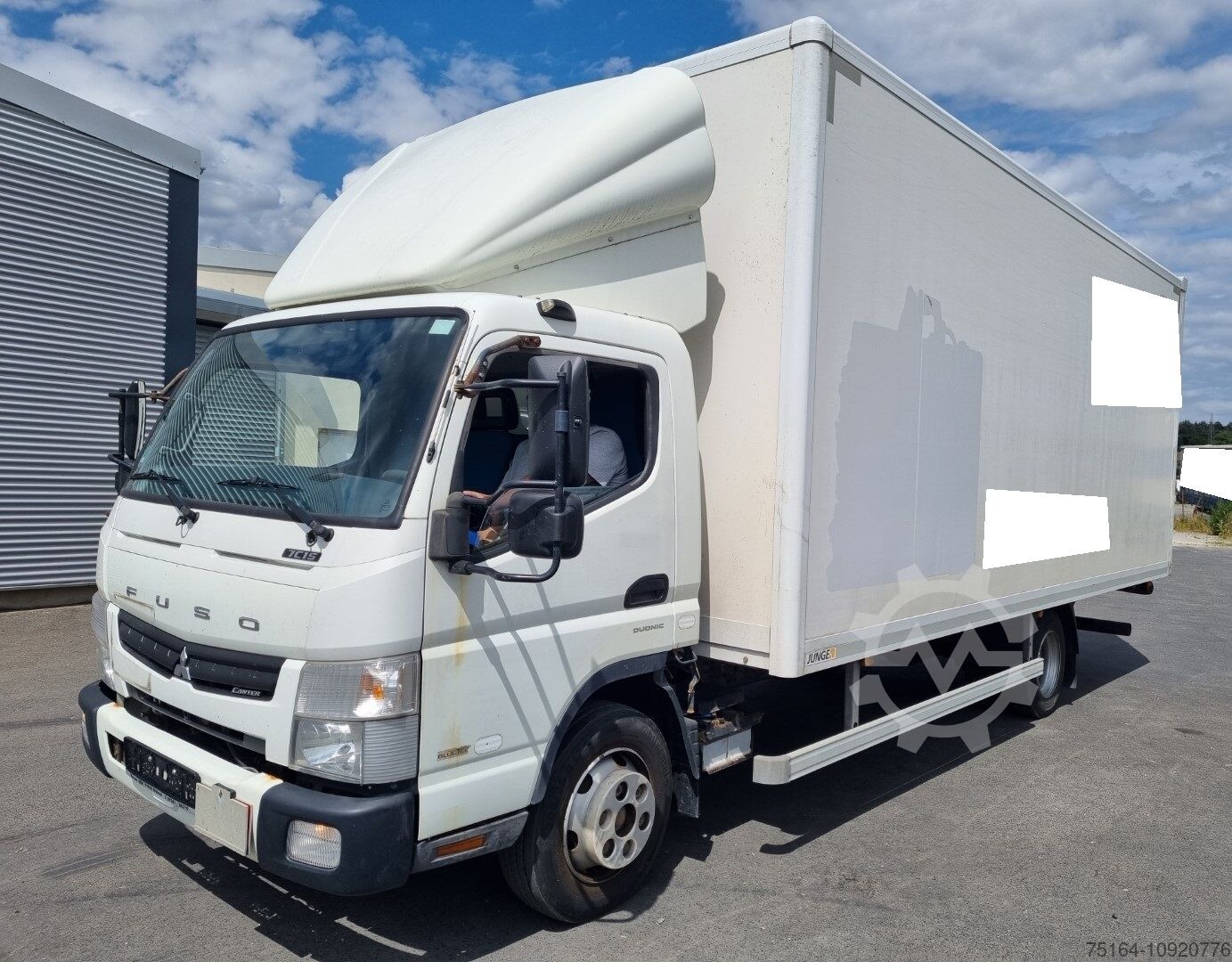 used Box Mitsubishi Canter for sale - Werktuigen
