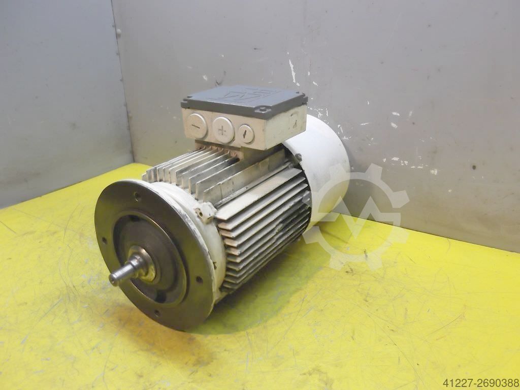 used Electric motor 0.48/1.6 kW 720/2880 Rpm SEW-EURODRIVE KA70DT100L-8 ...