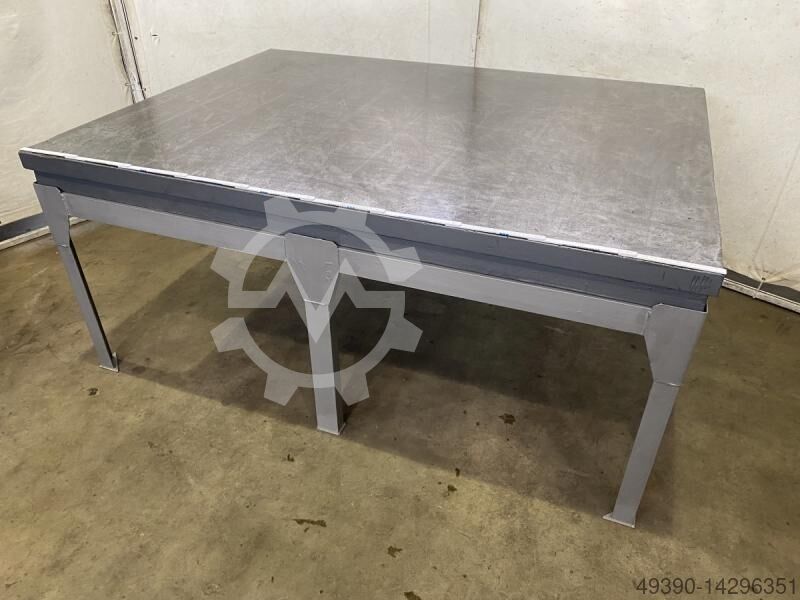 used Straightening and welding plate made of steel cast iron and grey ...