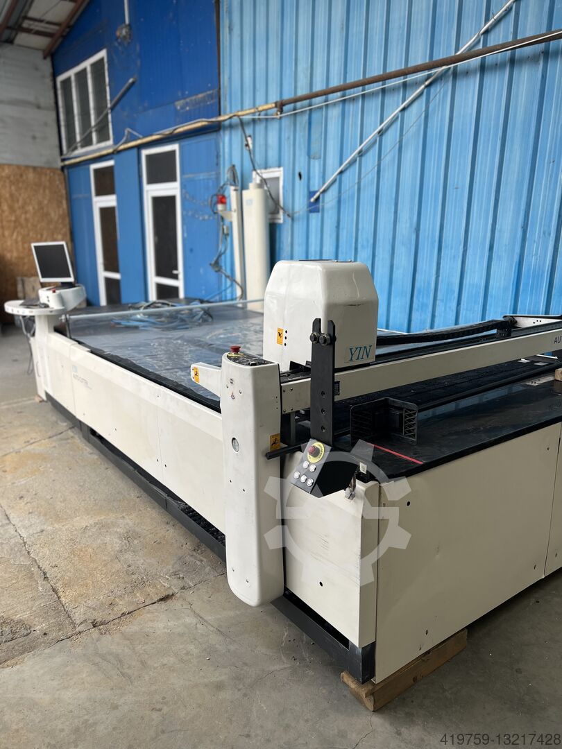 used Industrial automated cutter Yin Yin HY for sale