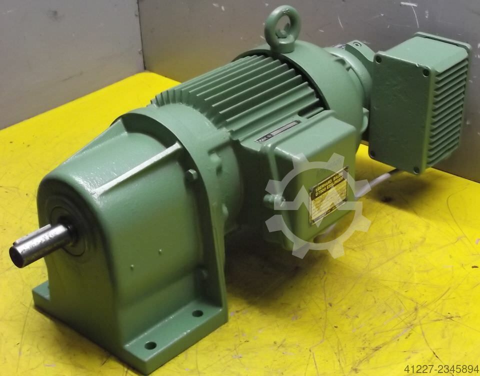 Gear motor 0.18 kW 19.5 rpm Bauer DK880H/200 used for sale - Werktuigen