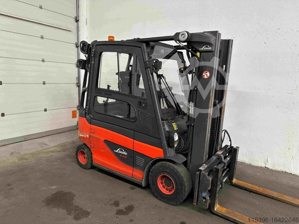 Used guaranteed Linde R20 Ride on Reach