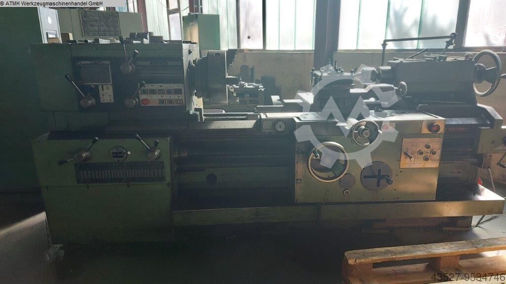 used Center Lathe TOS SUS63x1250 for sale