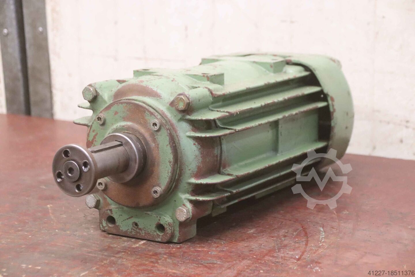 Milling motor 4.0/6.4 kW / 2925/5910 rpm Siemens 1PC3115-2AA99 used for ...
