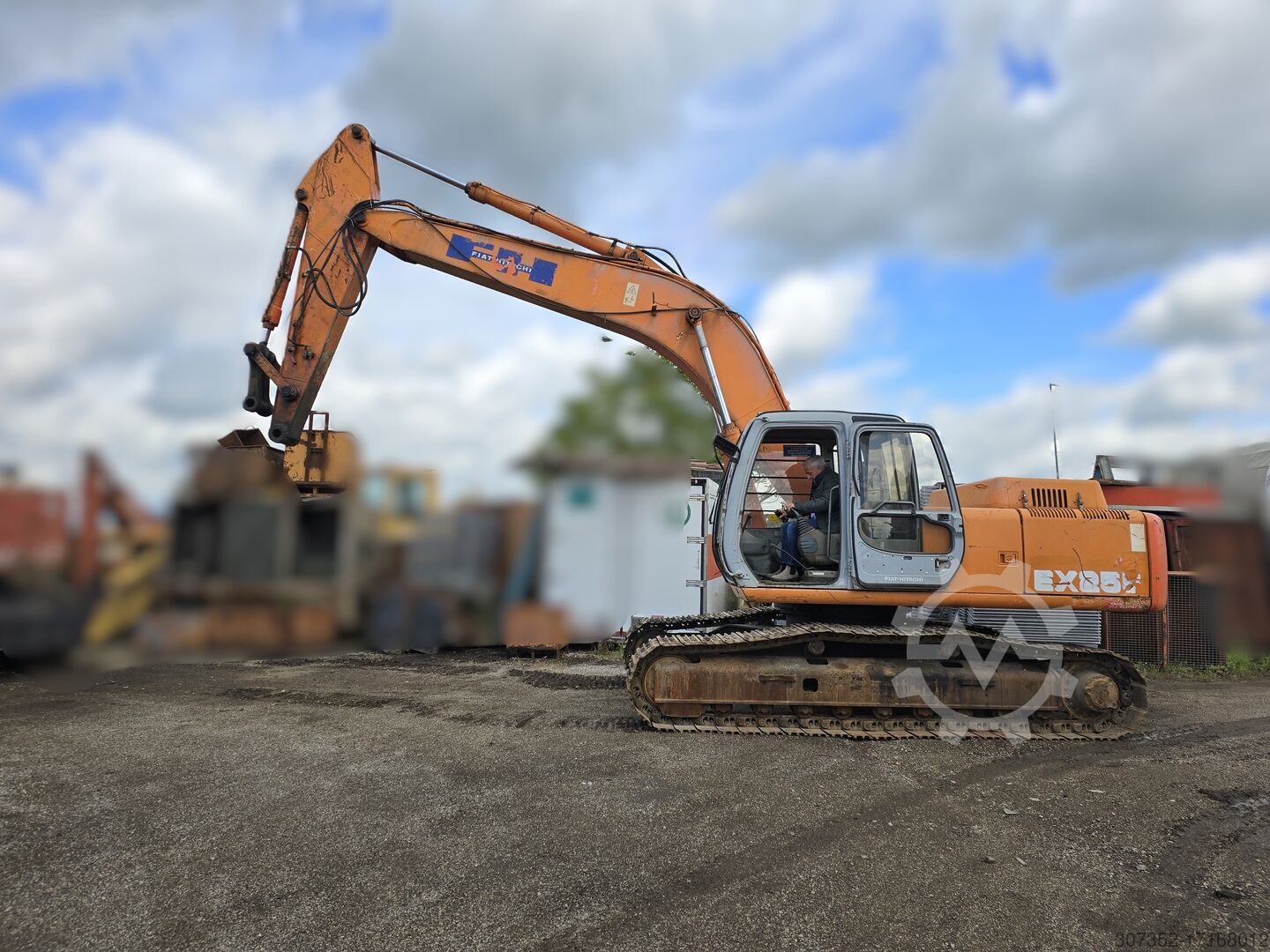 used Crawler excavator Hitachi EX255 for sale - Werktuigen
