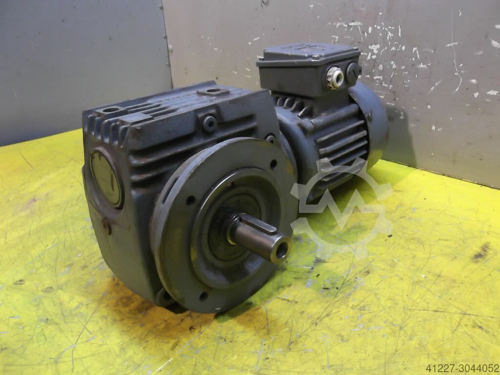 used Gear motor 0.25 kW 54 rpm SEW-EURODRIVE S40D71C-4 for sale