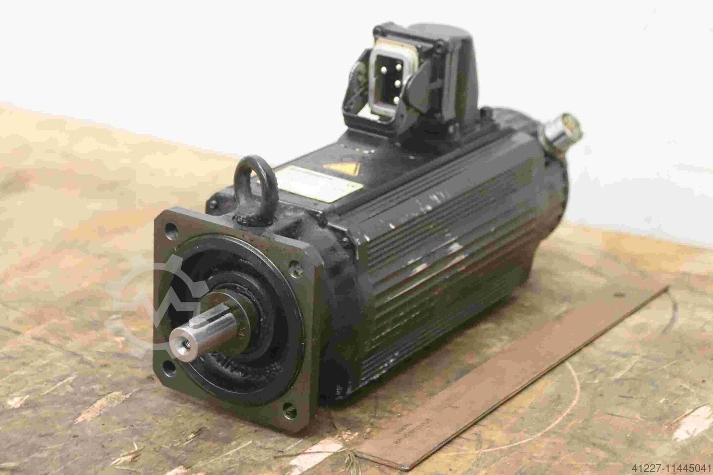 used Servo motor 3000 rpm SEW-Eurodrive CFM71L/TF/RH1M/SM50 for sale ...