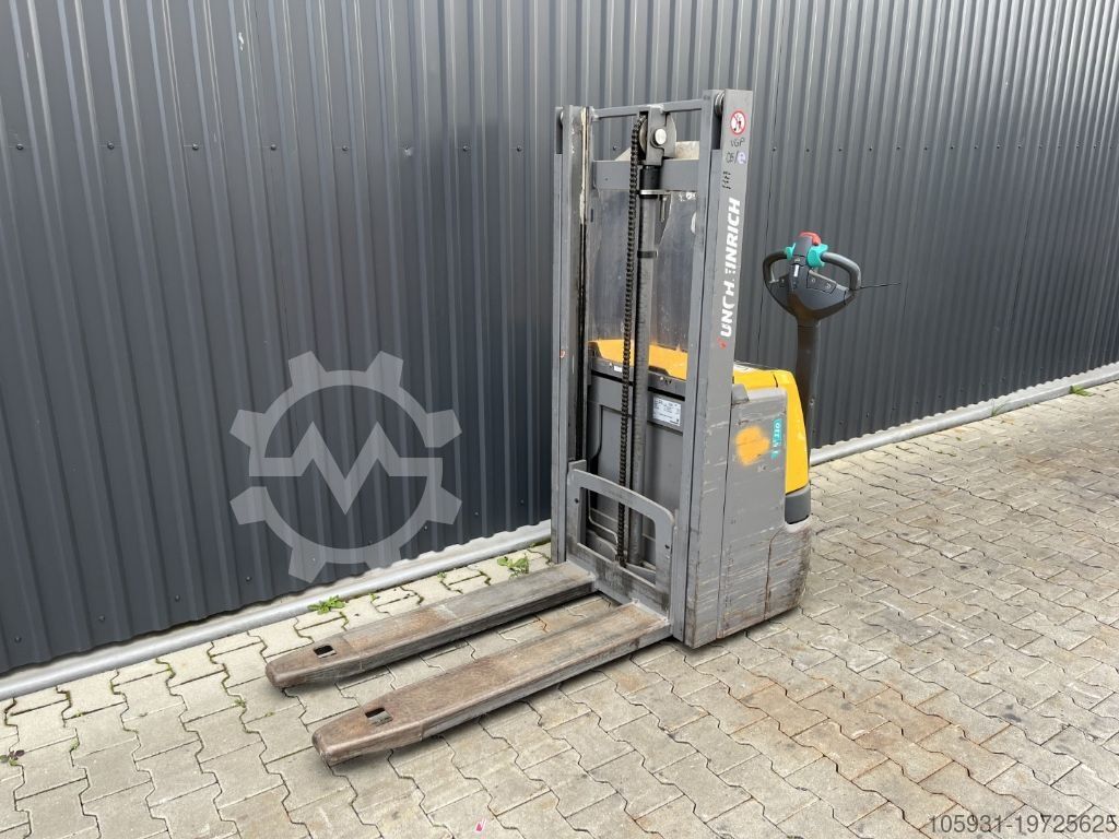 used Pedestrian Stacker Jungheinrich EJC110 for sale - Werktuigen