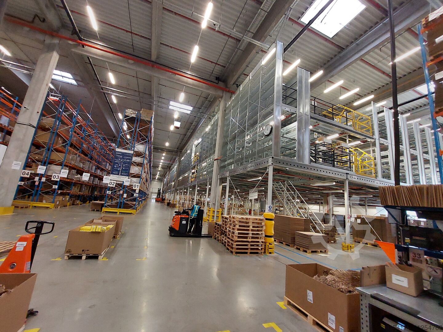 DEXION shelving and racking platform Dexion Hi280 used for sale ...